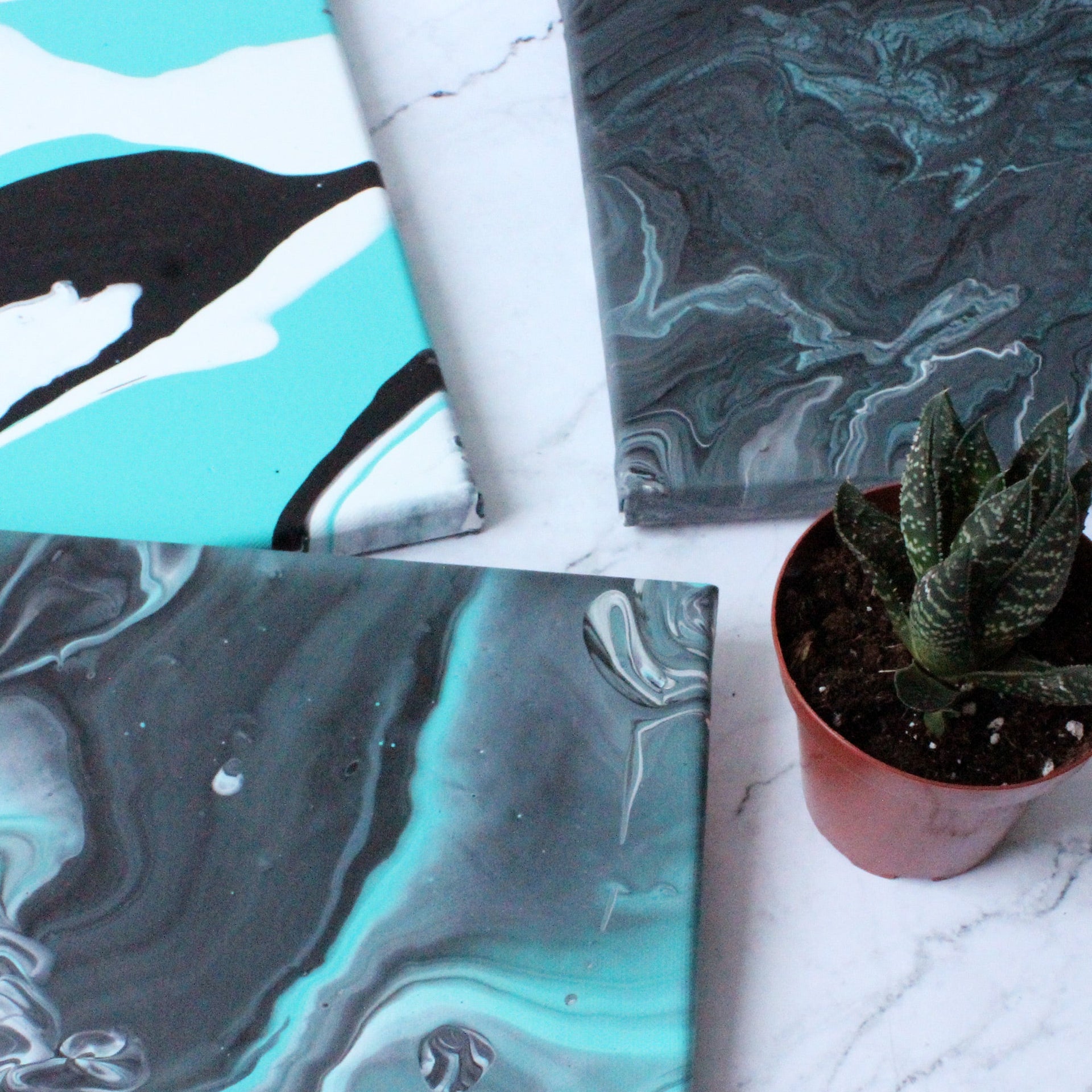 Techniques for Acrylic Pour Painting &VerticalLine; DeSerres