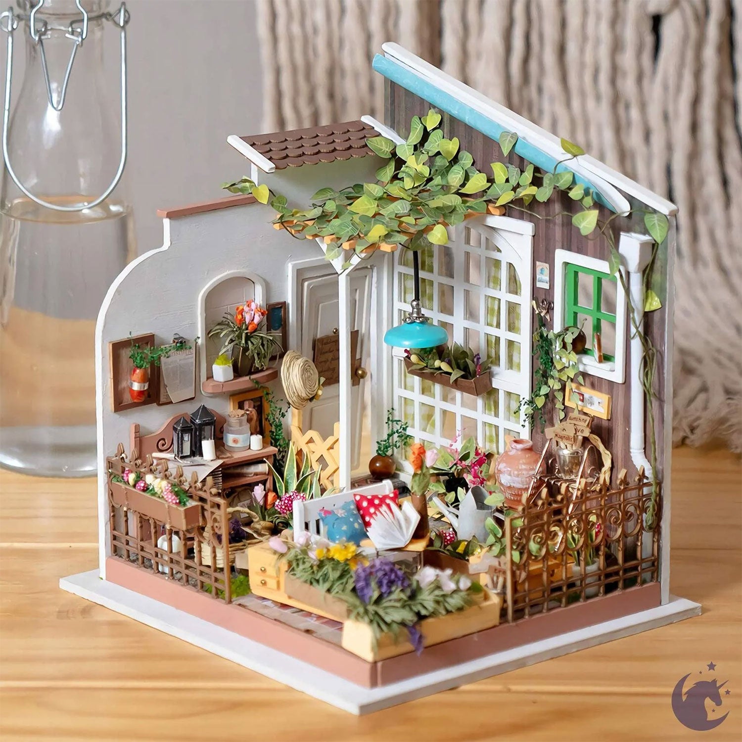 DIY Mini House - Miller's Garden &VerticalLine; DeSerres