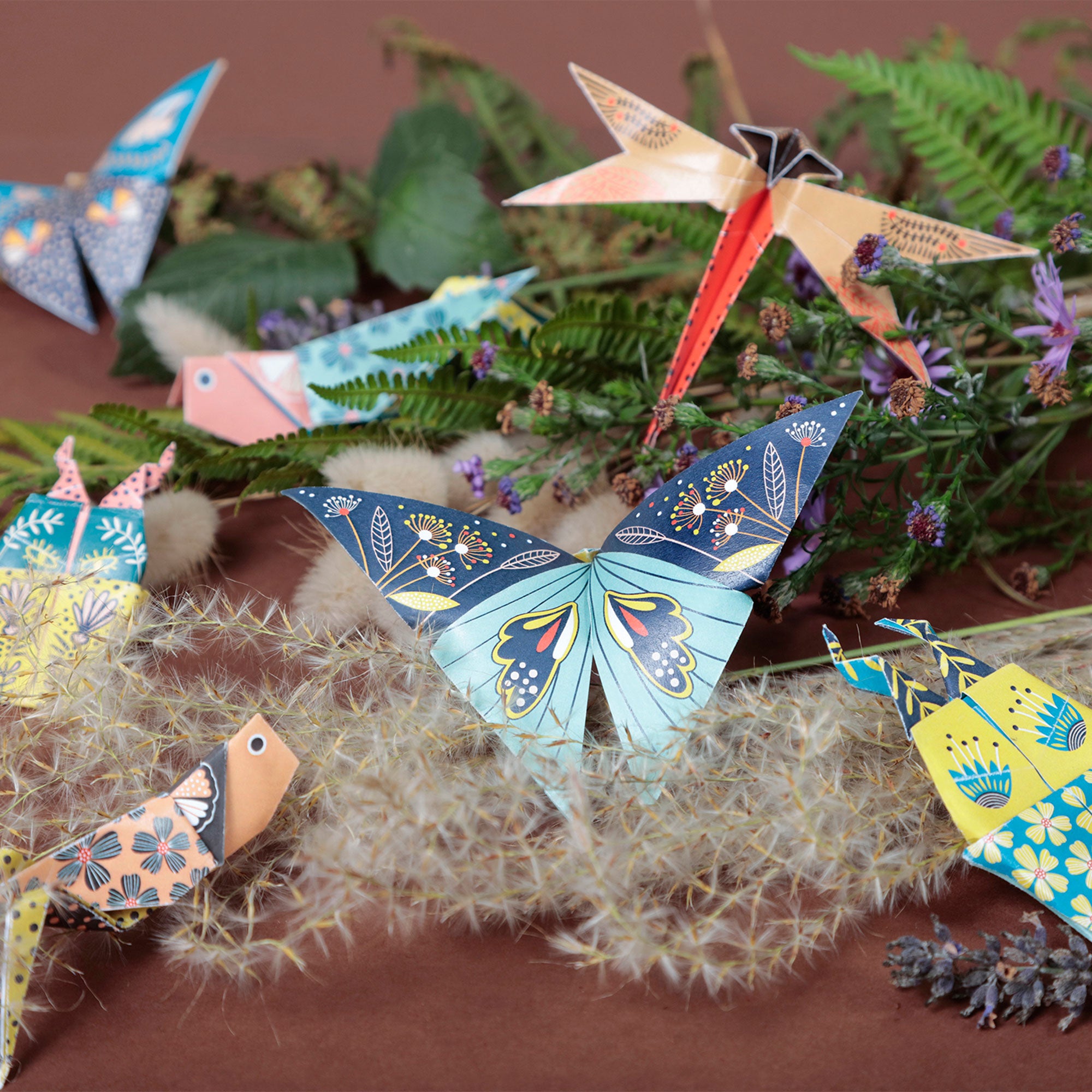 Patterned Origami Sheets - Insects &VerticalLine; DeSerres